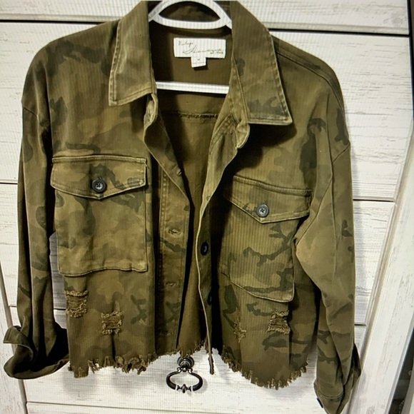 Vintage Havana | Jackets & Coats | Vintage Havana Distressed Camo ...